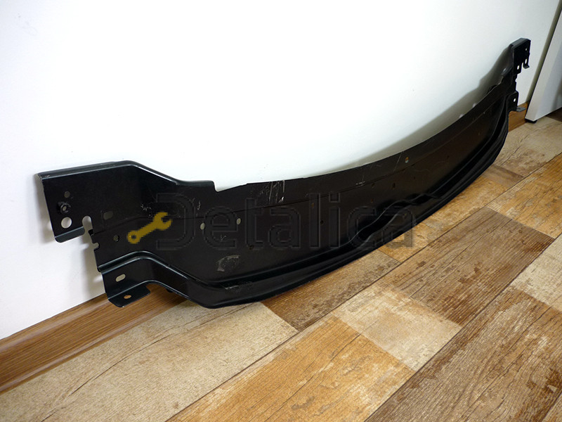 Кронштейн бампера передний центральный верхний для Ниссан Патрол Y62